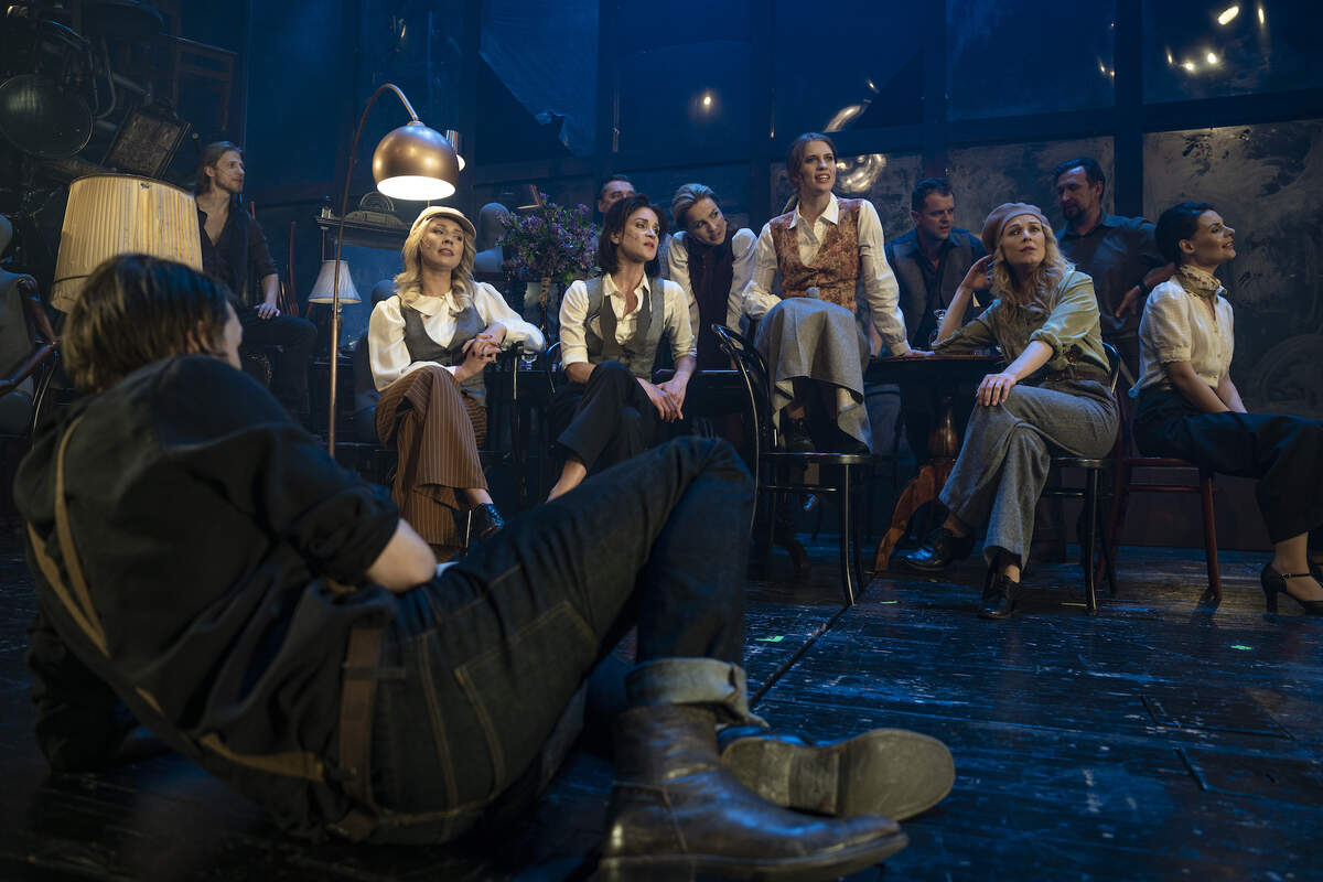 Dailes teātris | DAILES SVIESTS